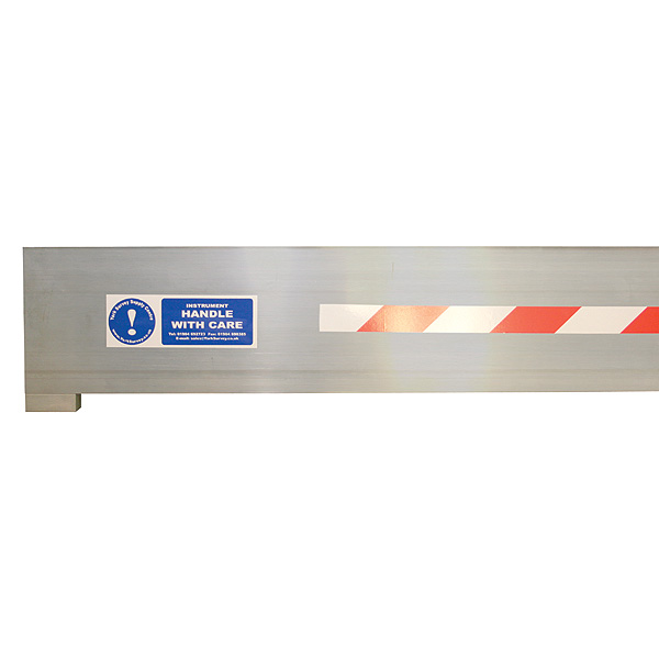 3m Foldable Straight Edge with Blocks | York Survey Supply Centre