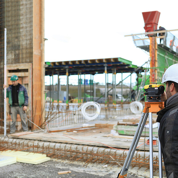 Automatic Levels | York Survey Supply Centre